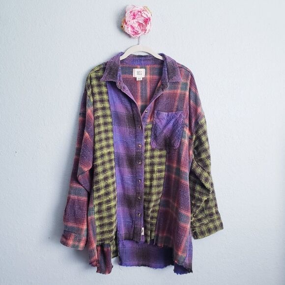 Urban Outfitters | Tops | Rare Urban Outfitters Bdg Robbie Spliced ...